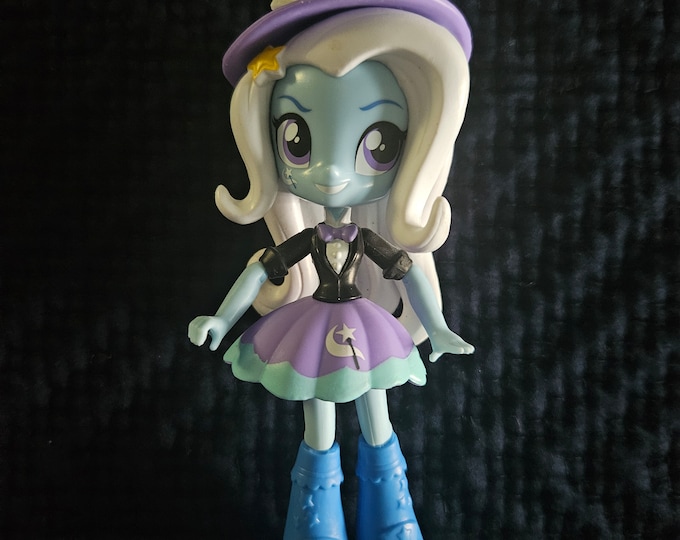 My Little Pony Equestria Girls Mini Mall Collection Trixie Lulamoon ...