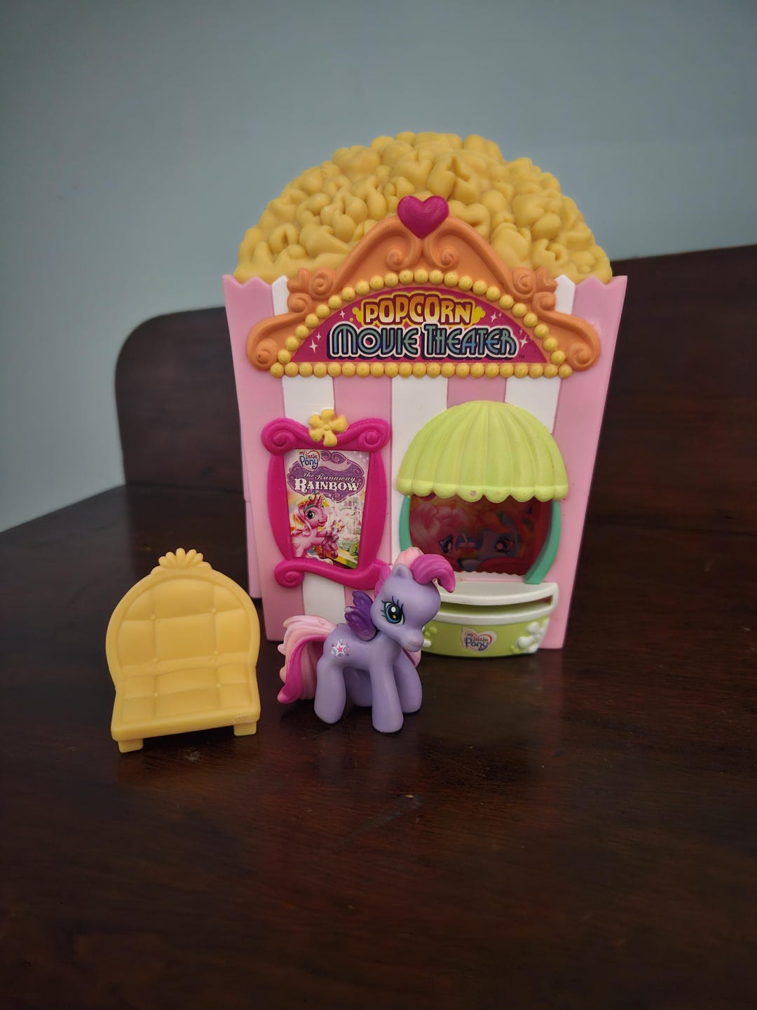 My Little Pony Ponyville Popcorn Movie Theater With Starsong! - Etsy