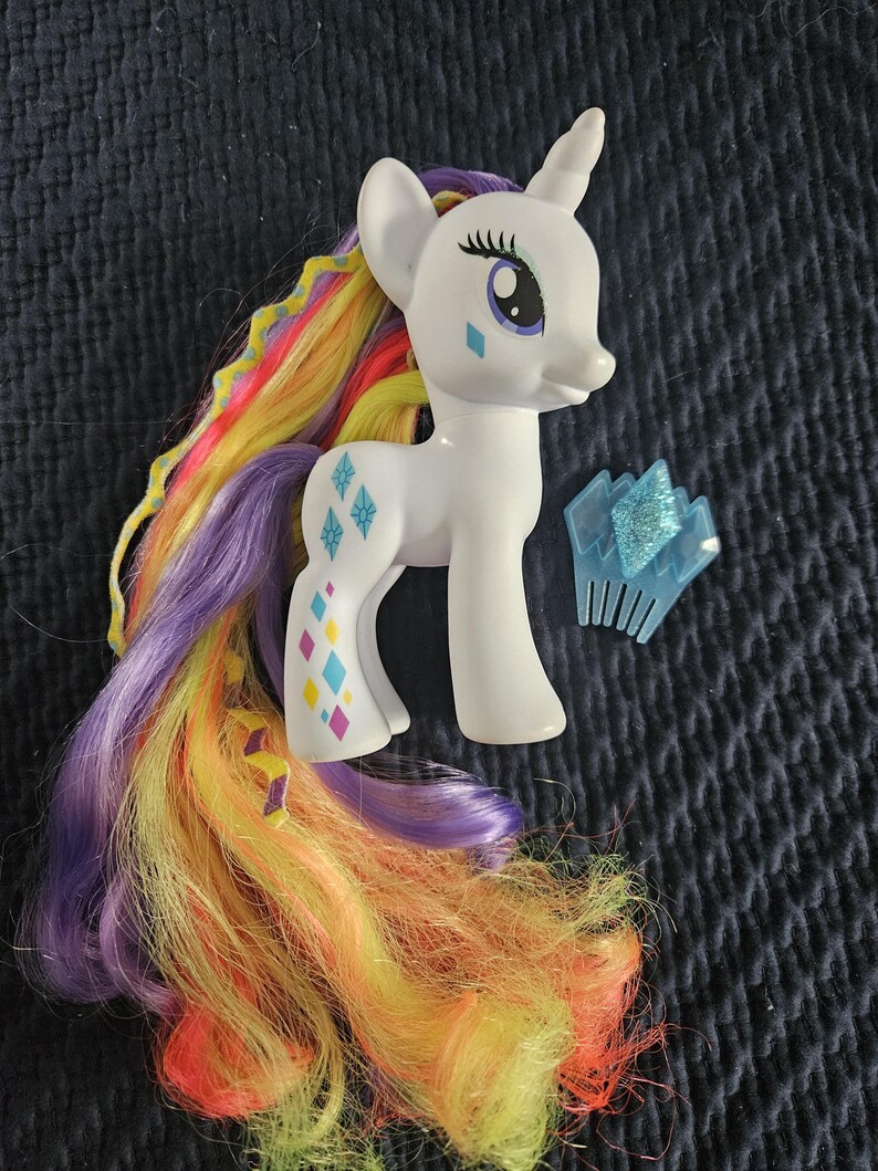 My Little Pony Rarity Styling Strands Super Long Hair Cutie Magic Mark ...
