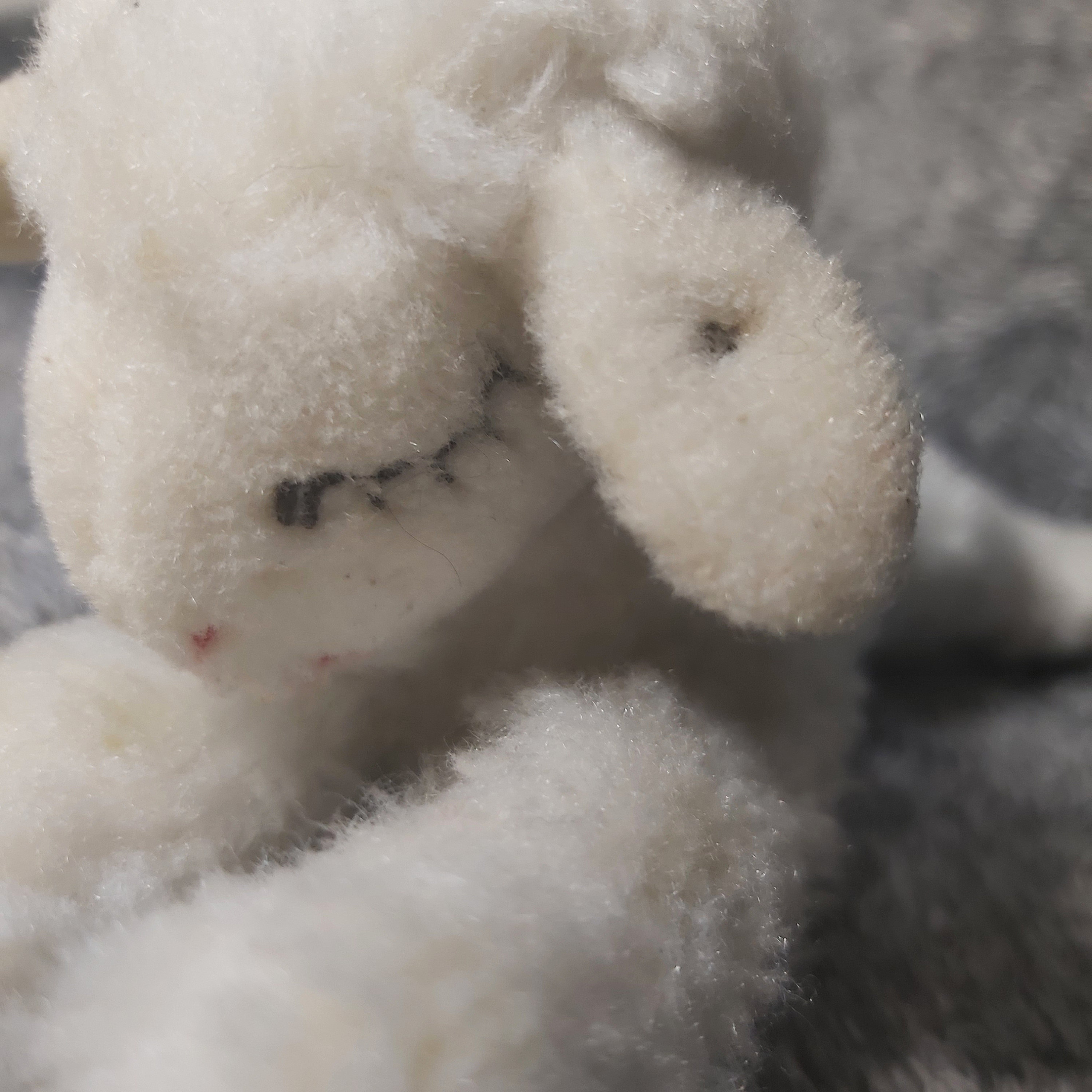 Vintage Steiff Sleeping Lamb. Vintage Sheep Steiff. Lying Lamb Sleeping ...