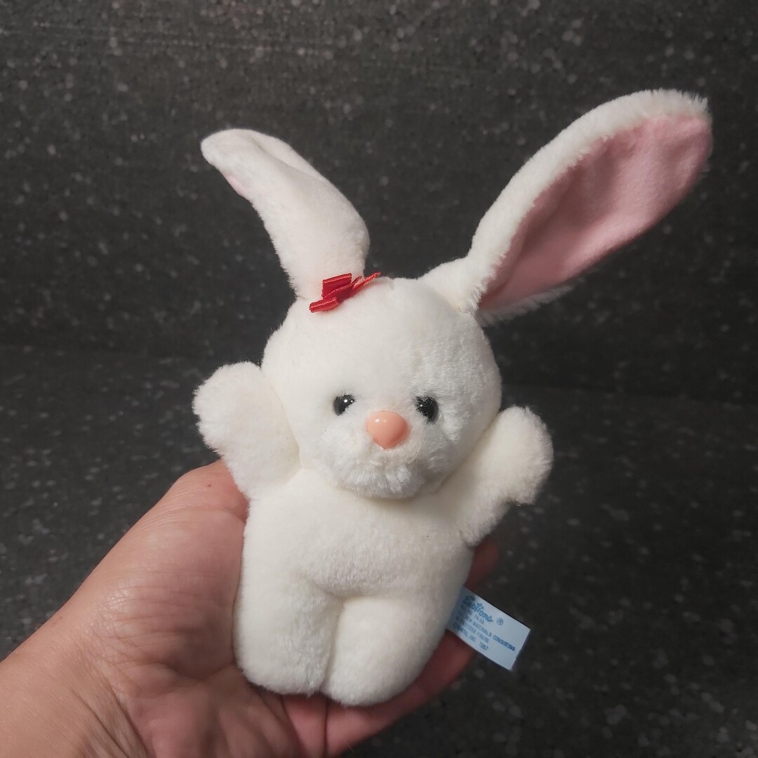 Plush Bunny Mattel Vintage. White Bunny Vintage Plush. White Rabbit ...