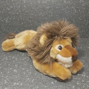 Large Lion Plush Vintage. 16inches Lion Trudi. Vintage Lion Stuffed ...