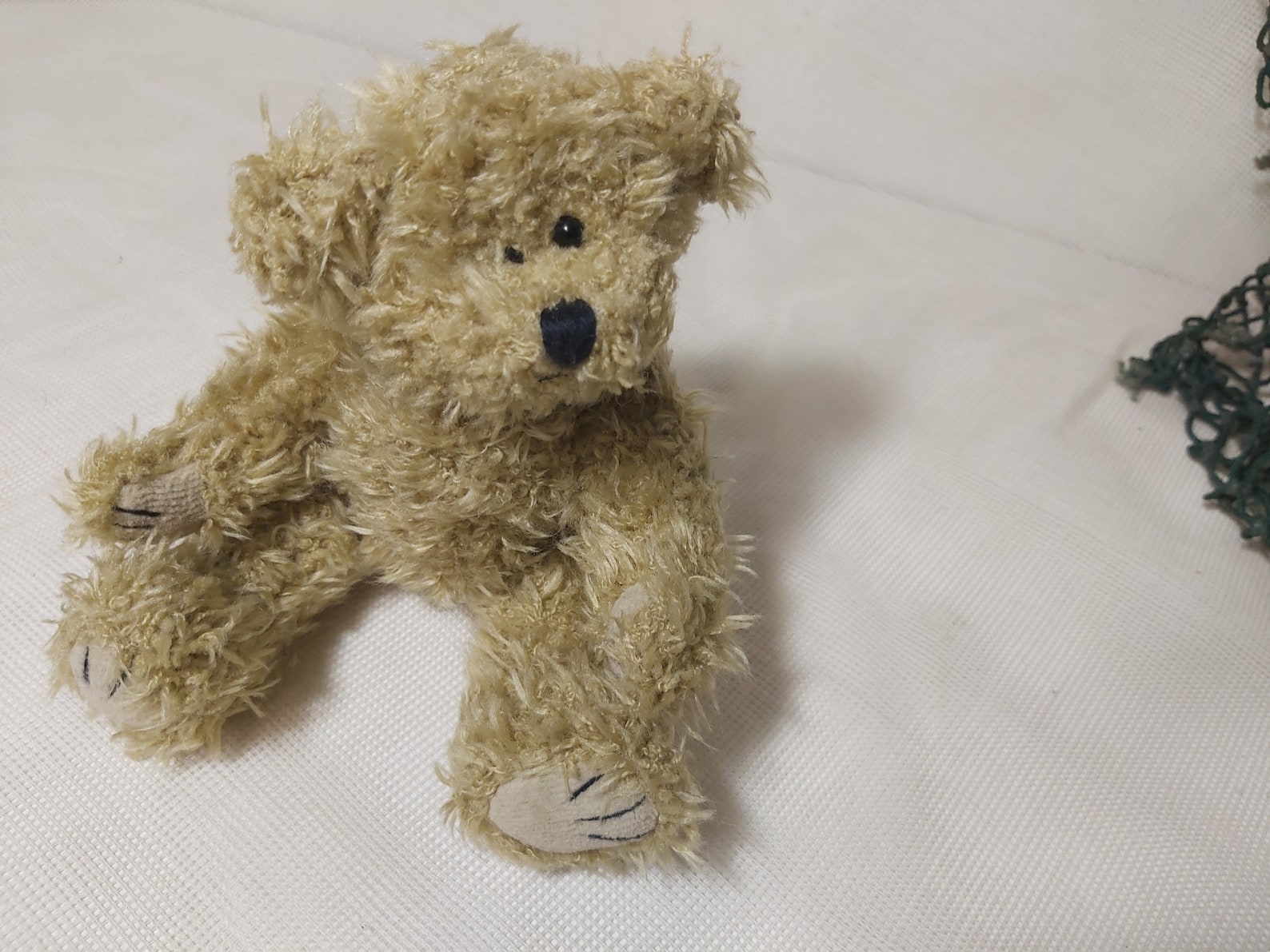 Small Beige Teddy Vintage. Classic Plush Teddy Bear. Movable Vintage ...