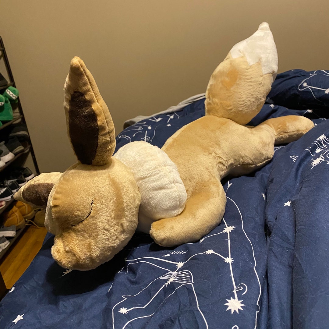 Eevee Sleepy Plush normal or Shiny Version - Etsy