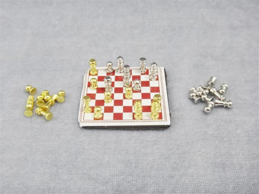 Miniature Chess Set, Dollhouse Checkerboard With Chess, Miniature Board ...