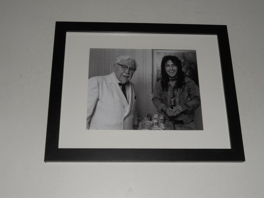 Framed Alice Cooper / Col Sanders Funny B/w 1974 Print 14 by 17 KFC - Etsy