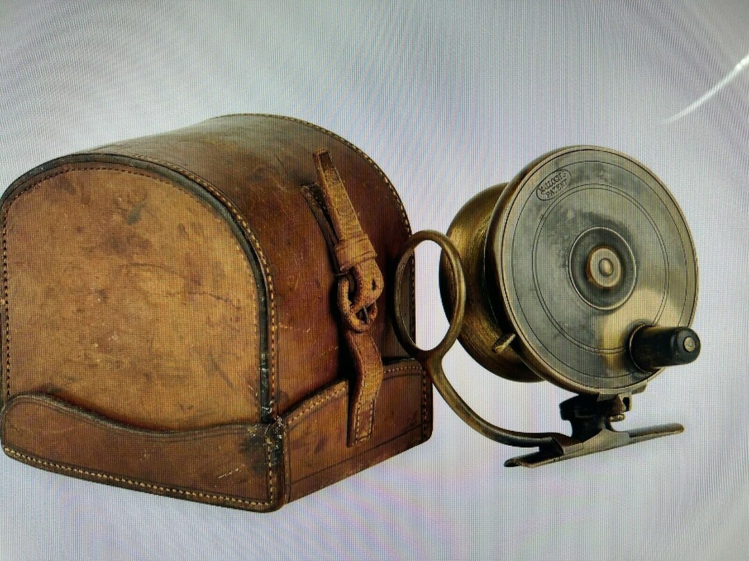 ANTIQUE MALLOCH'S, Cased Brass Side CASTER Reel 4" Diameter ...