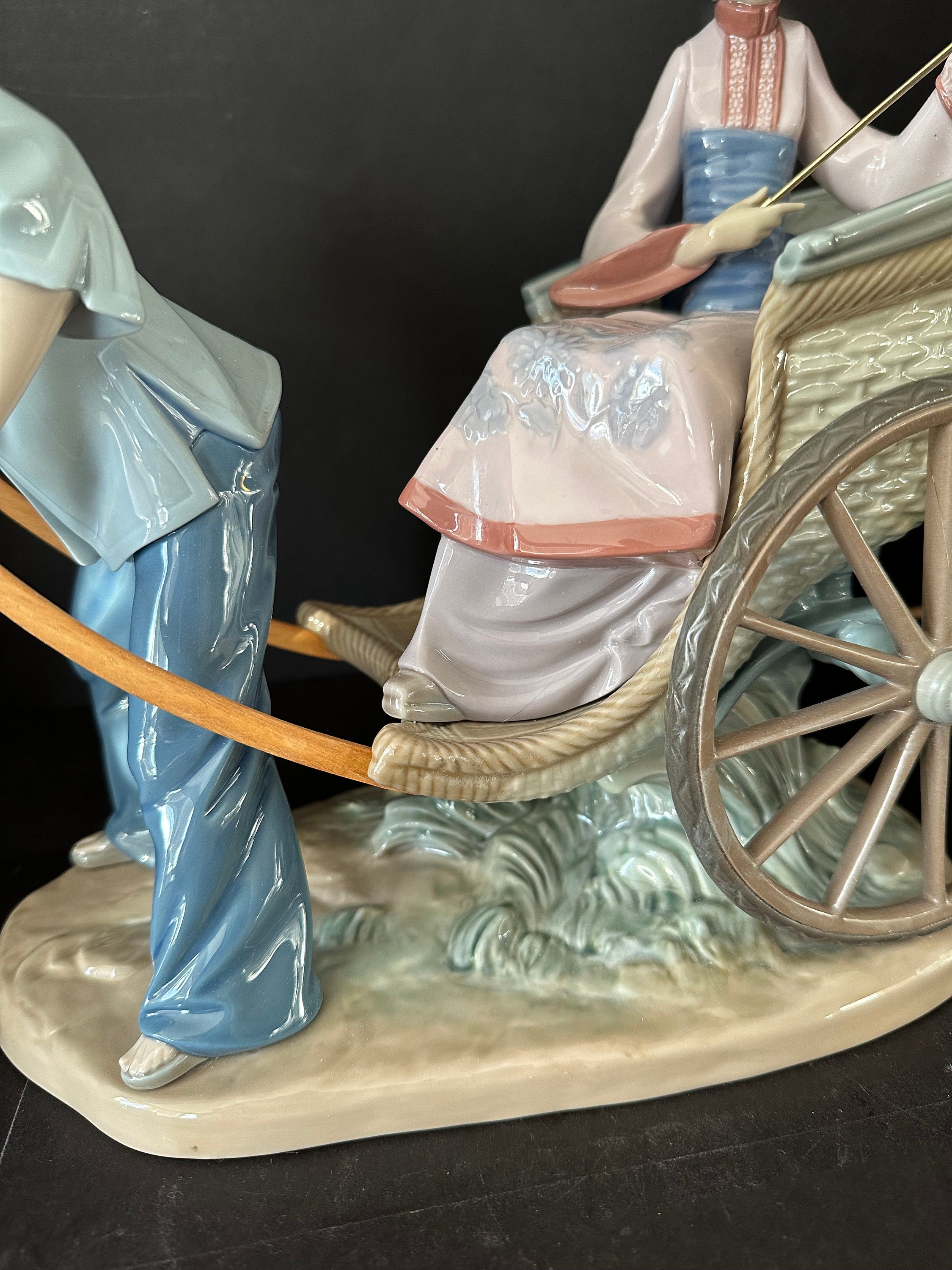 LLADRO 1383 Retired Vintage Porcelain RICKSHAW RIDE Composition on ...