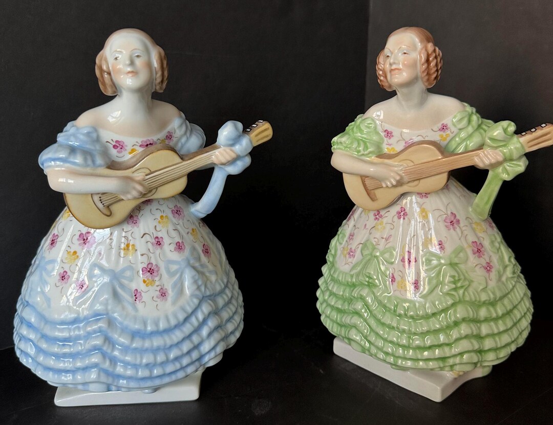 Herend Porcelain SET Two Girls Playing Guitar Blue Green Mrs Dery ...