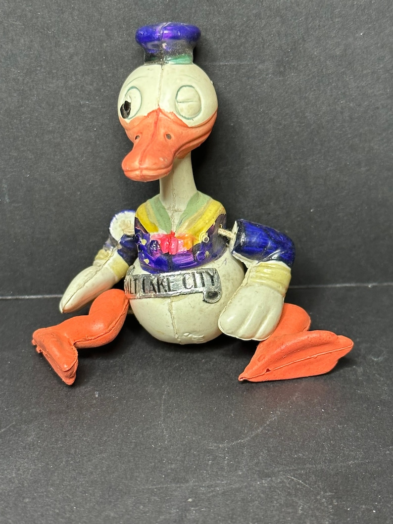 1930s Donald Duck Long Bill Winking Eye Celluloid Souvenir Salt Lake ...