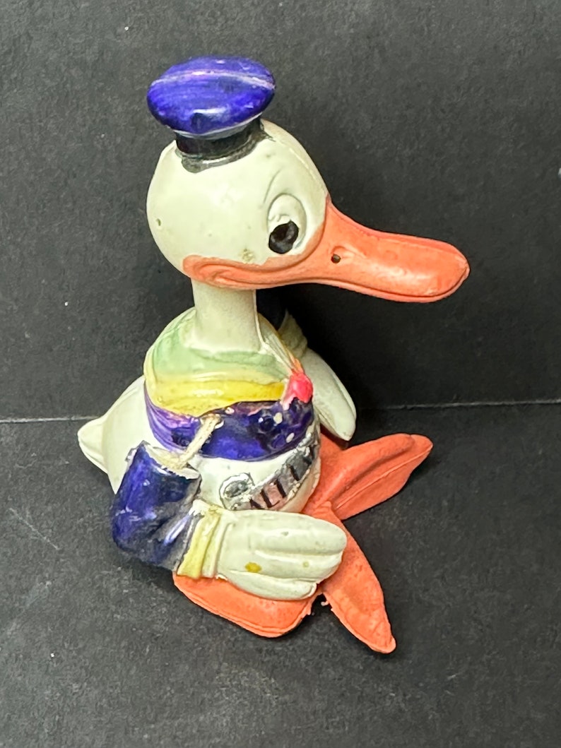 1930s Donald Duck Long Bill Winking Eye Celluloid Souvenir Salt Lake ...