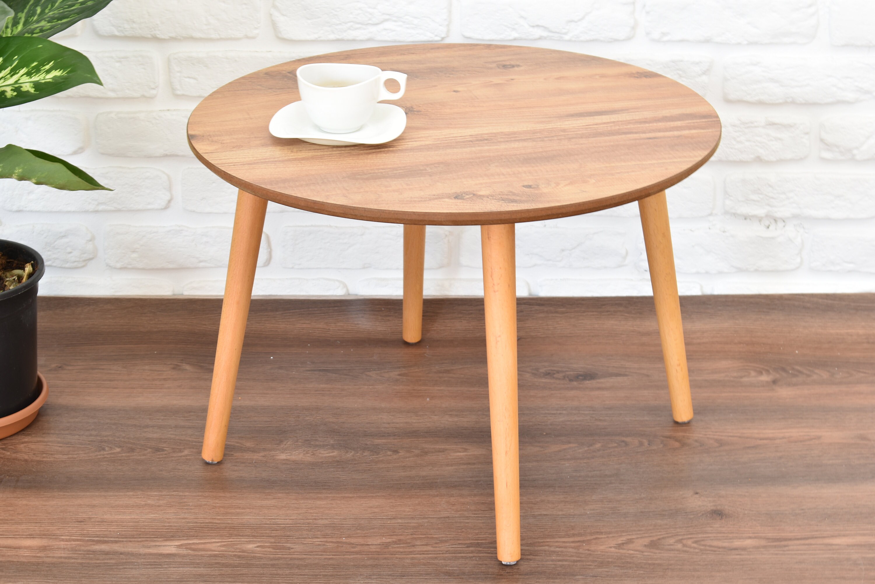 Rustic Round Coffee Table / X4 Wooden Legs / Center Table / - Etsy