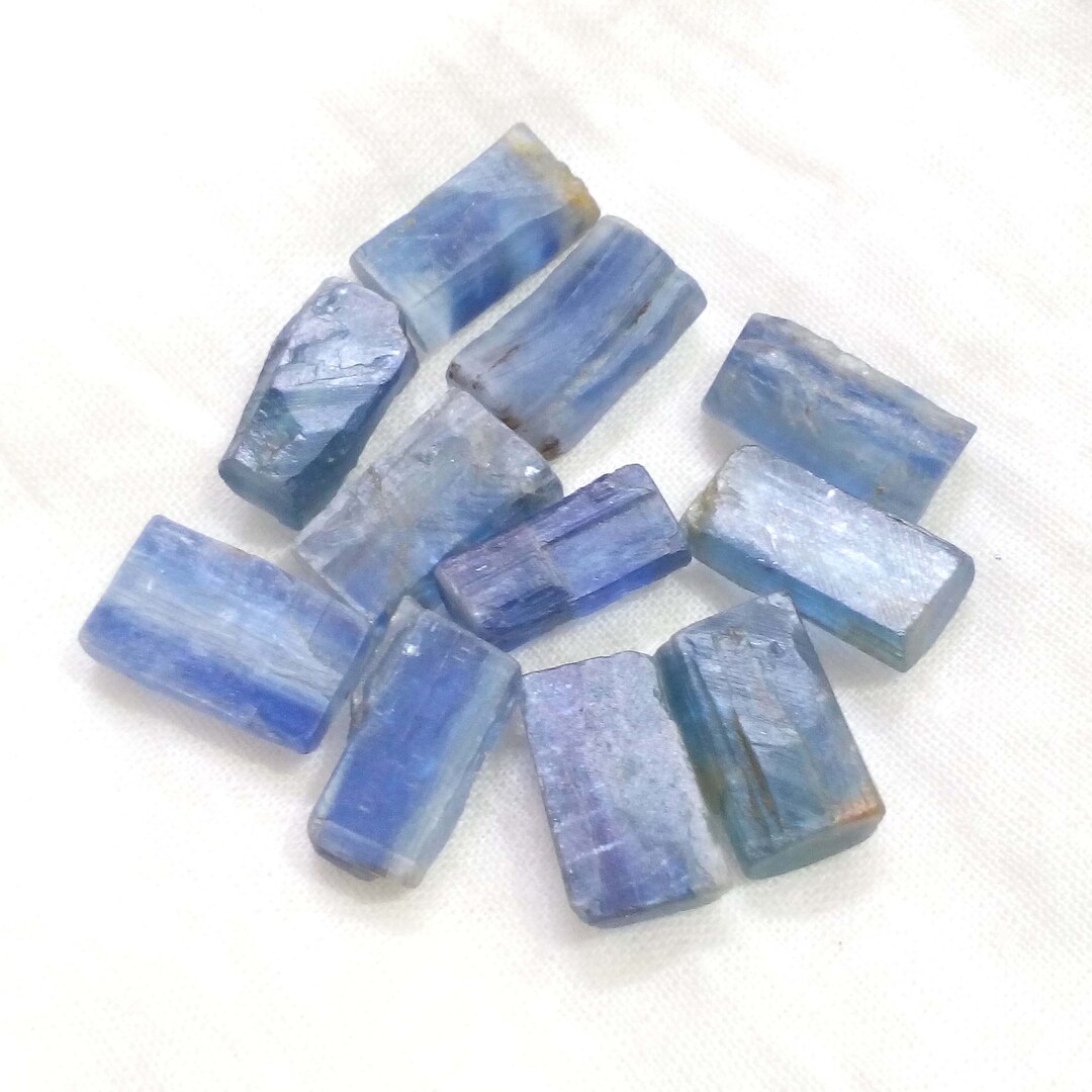 Blue Kyanite Chips (11 Piece): Rough Gemstone Crystals for Jewelry ...