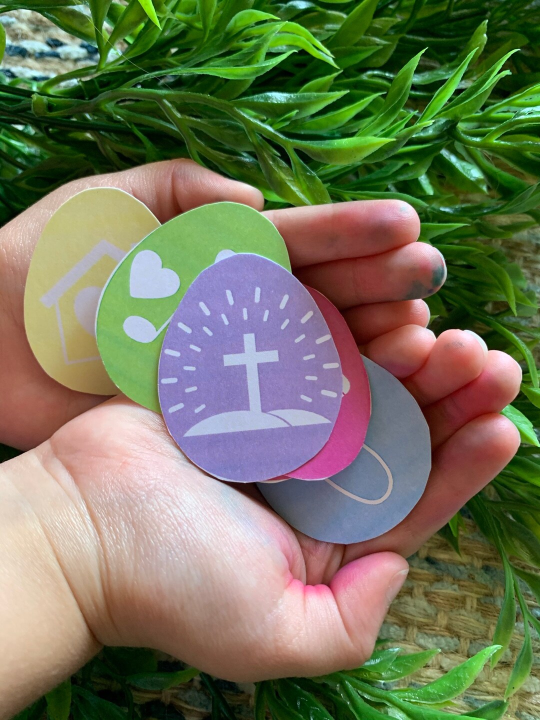 Printable Easter Scavenger Hunt Game for Holy Week Daily Countdown ...