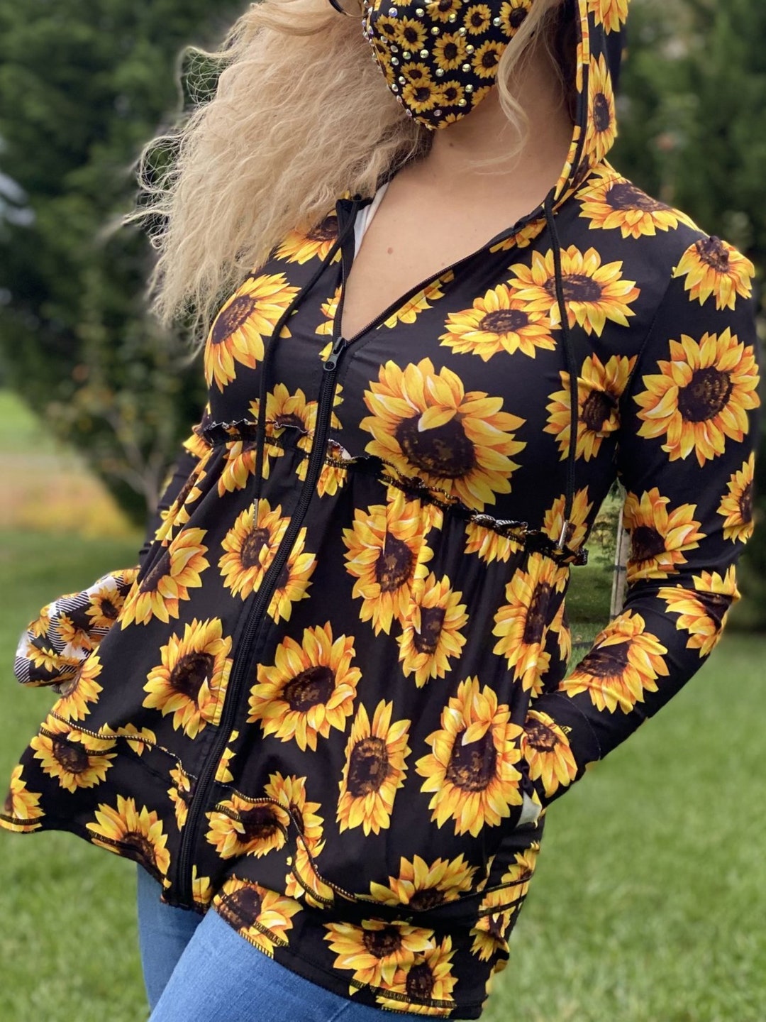 Yellow Sunflowers on Black Background Women’s Zip-up Zipper Pocket ...