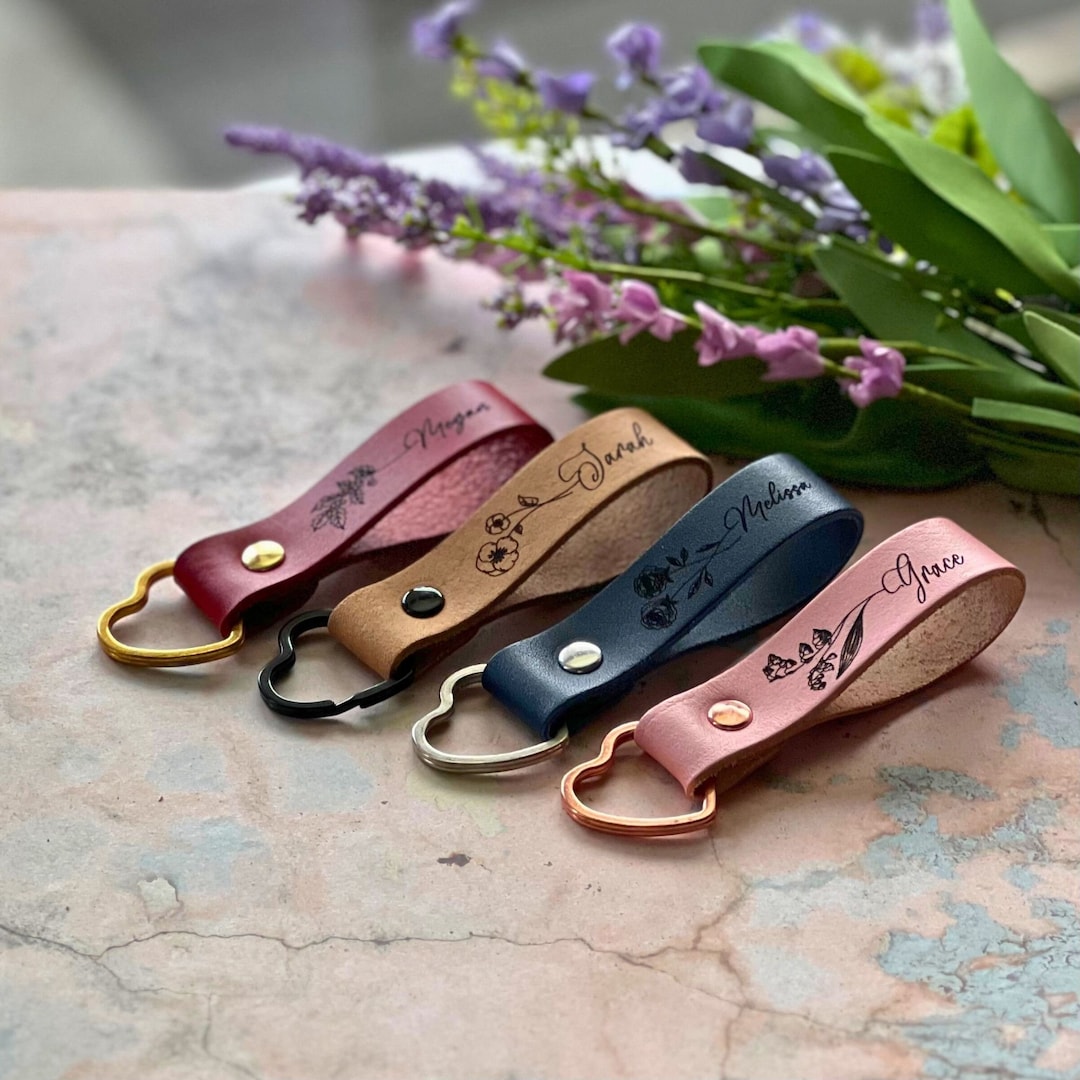 Custom Name Birth Flower Keychain, Gift for Valentine's Day ...