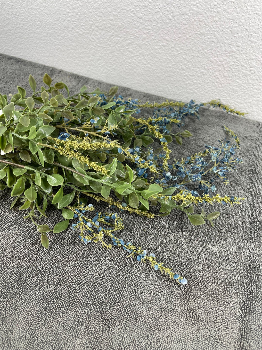 Greenery Stem, Blue Flowered & Seeded Greenery, 5 Branch Greenery Stem ...