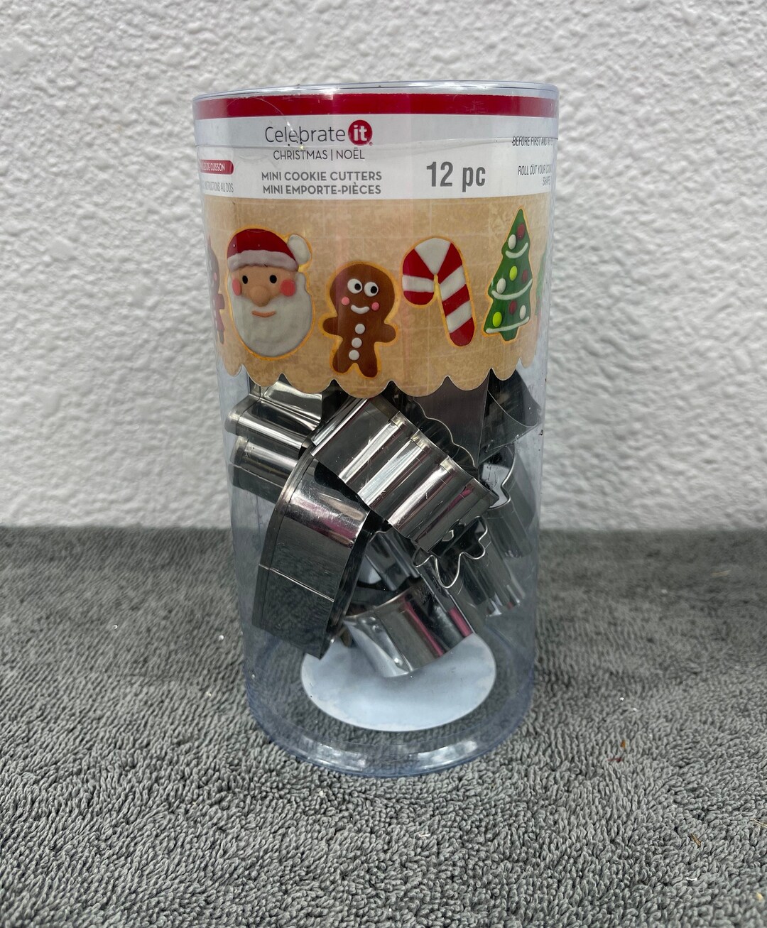 Christmas Mini Cookie Cutter Set, Set of 12, 12 Mini Cookie Cutters ...