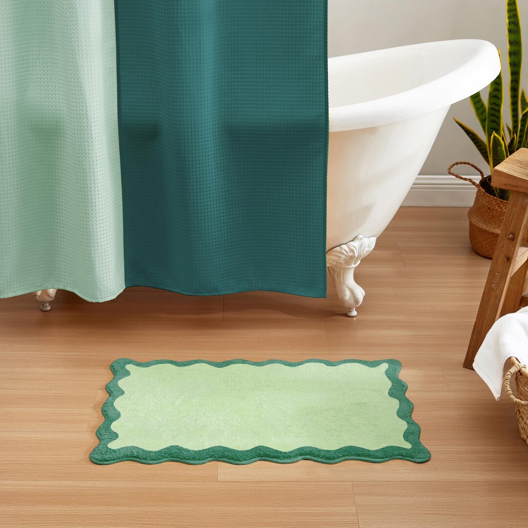 Nereida Bath Mat – Scalloped Design Microfiber Absorbent Non Slip Rug ...