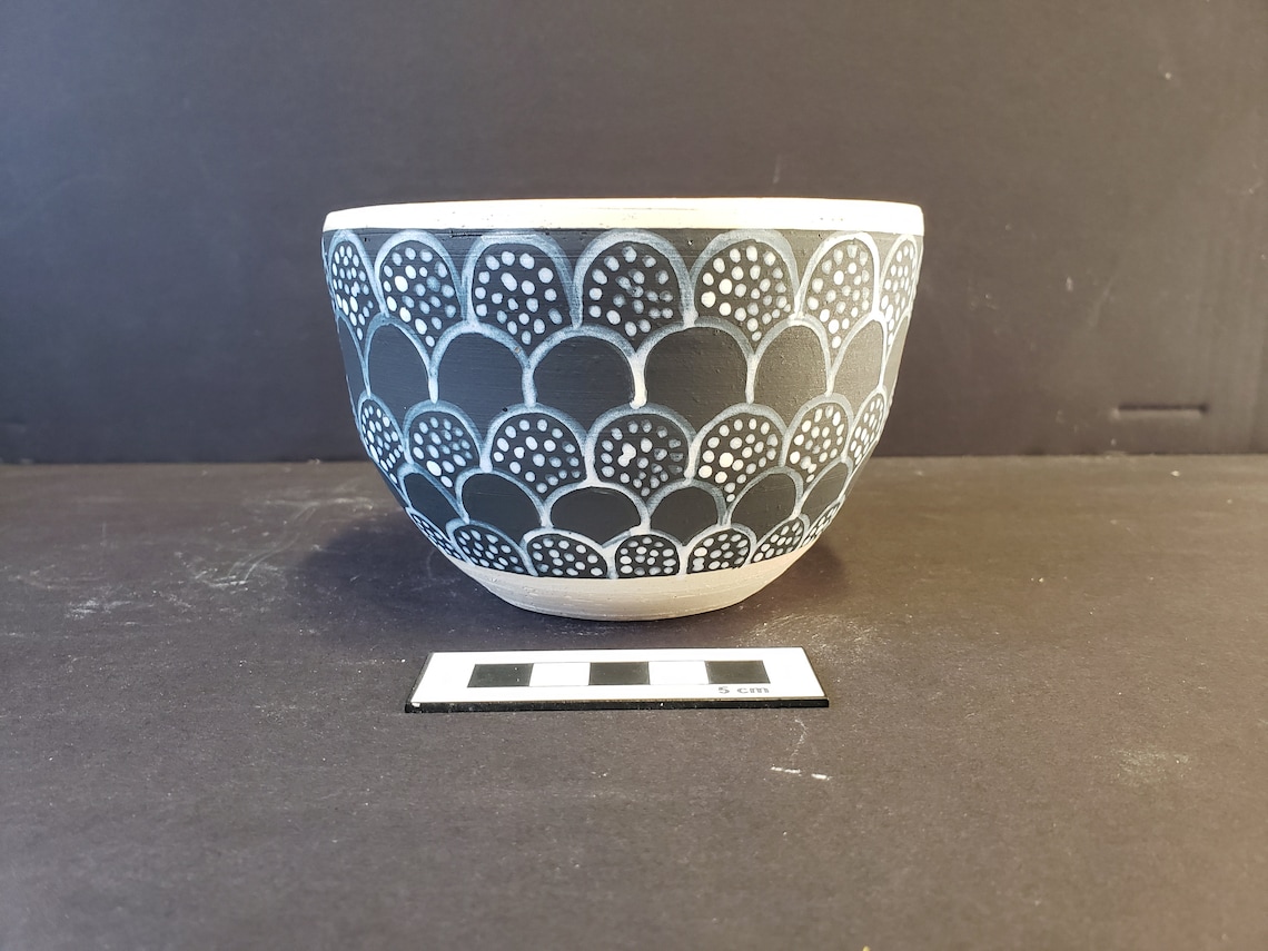 Nuzi Ware taza de plumas escala - Etsy España