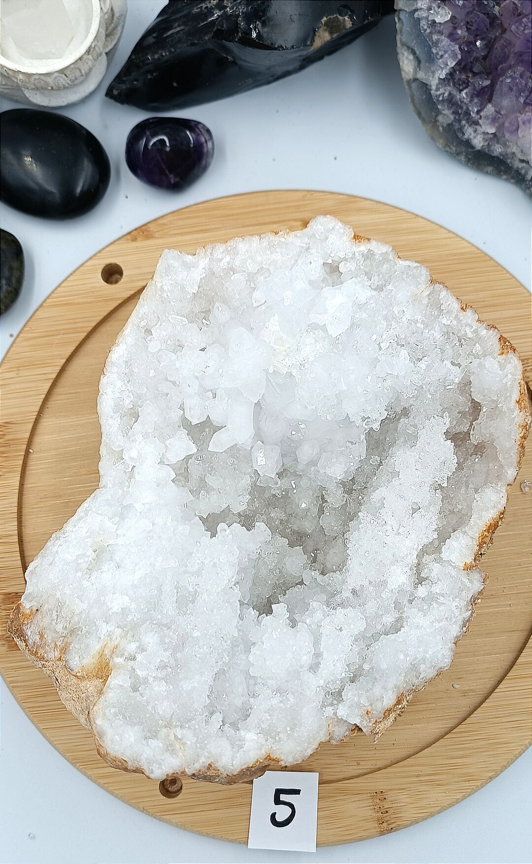 Very Beautiful and Large Rock Crystal Geode 1,726 Kg reloading, Natural ...