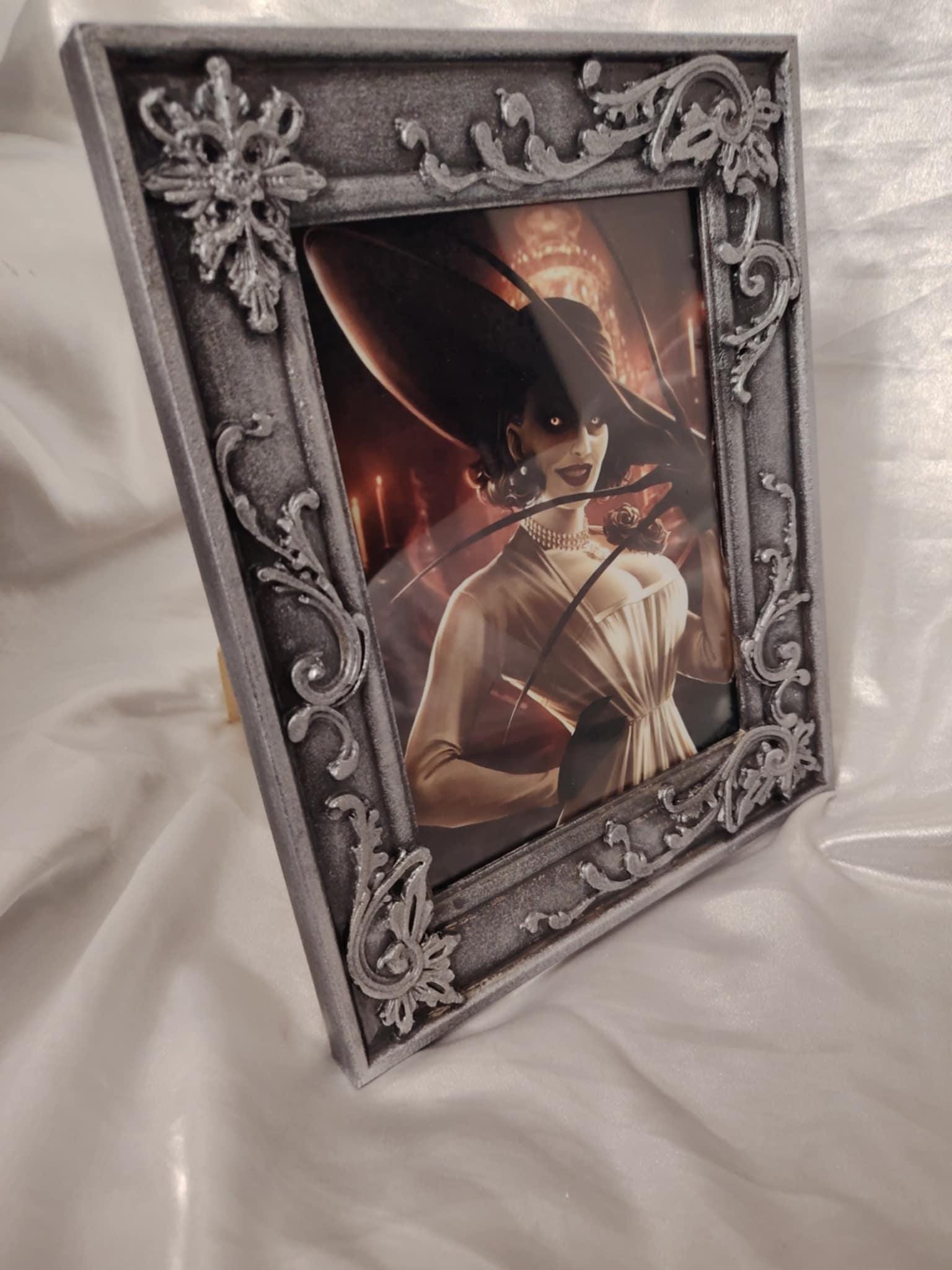 Resident Evil Village Frame Cosplayer Lady Dimitrescu Birthday Gift ...