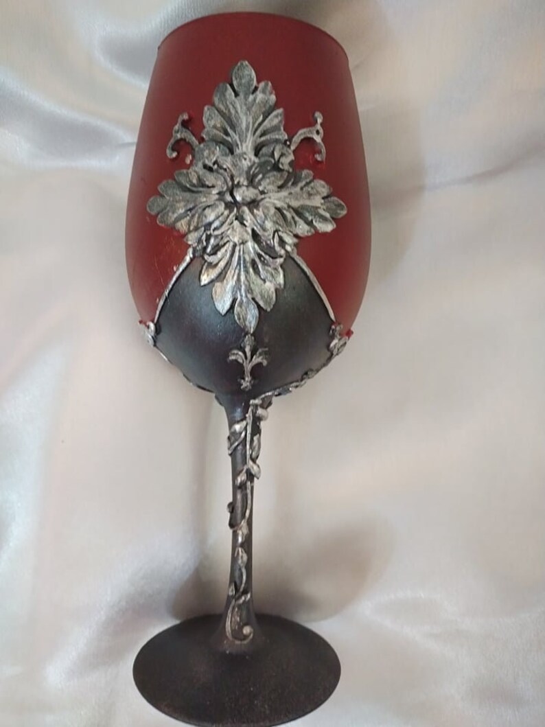 Resident Evil Village Wine Glass Lady's Dimitrescu Goblet - Etsy UK