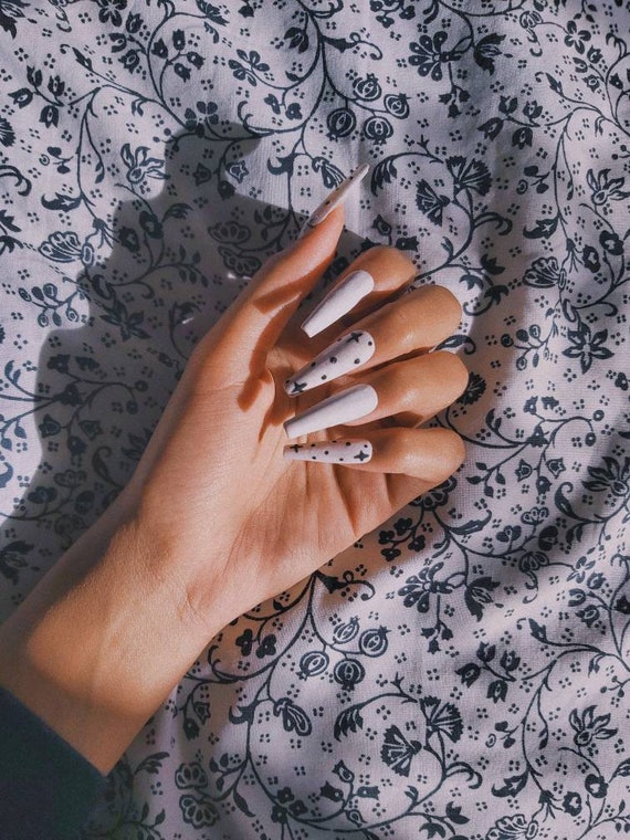 White Nails Tumblr