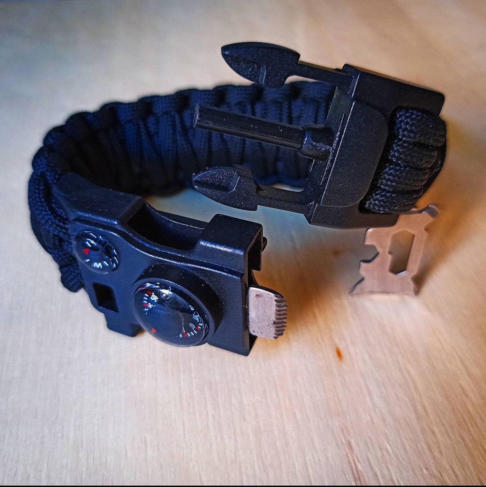 Han Taktikal Professional Paracord Bracelet Compass Fire Starter ...