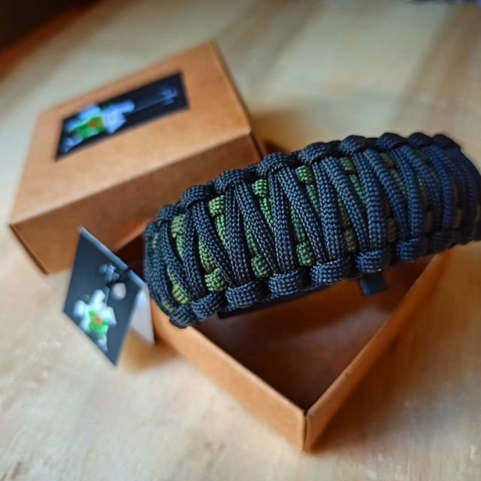 Han Taktikal Professional Paracord Bracelet Compass Fire Starter ...