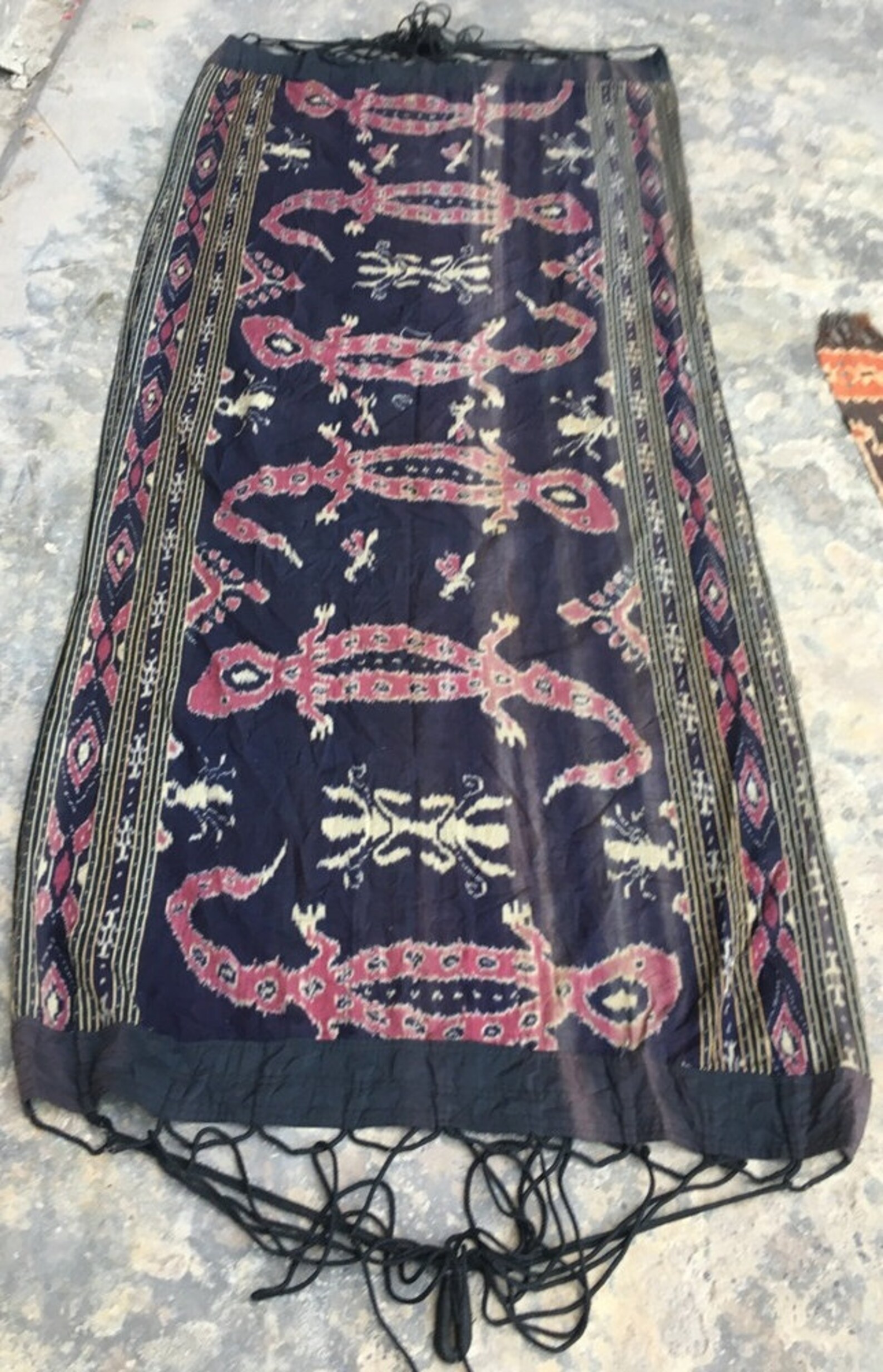 4x8 Antique Ikat Indonesian Ikat West Sumba Ikat Ikat Wall - Etsy