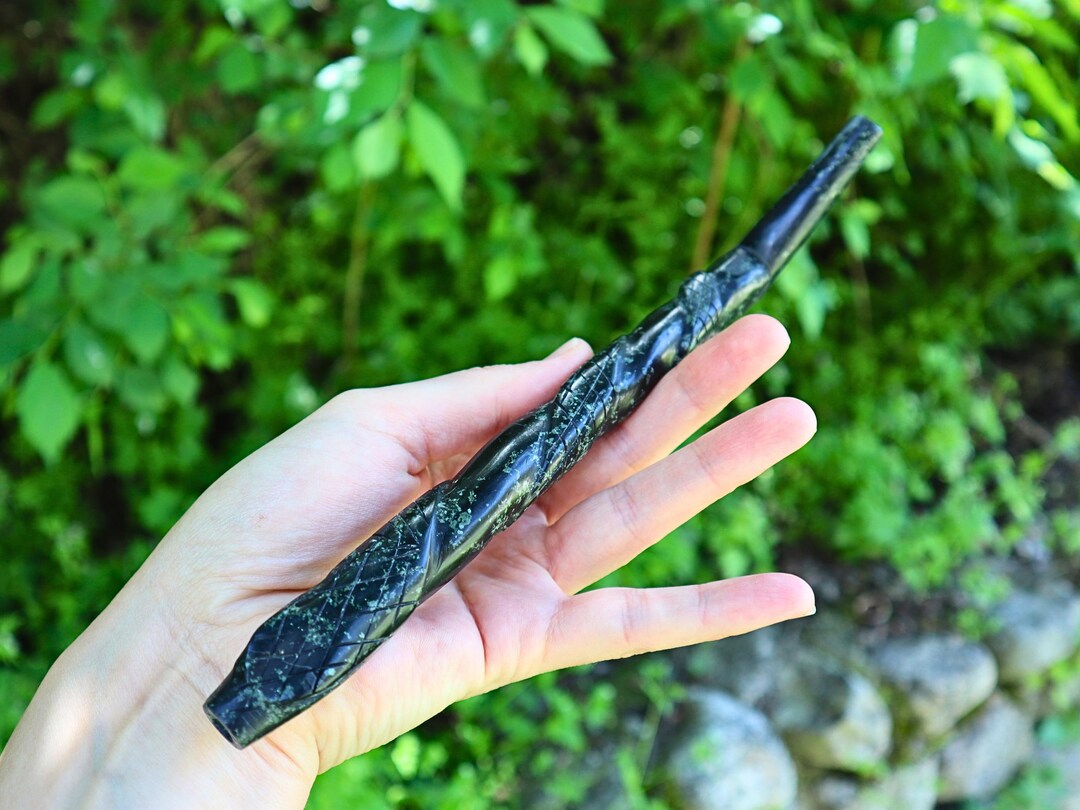 Tepi - Serpent Snake Serpentine Stone Artisan Handmade Ceremonial Pipe ...