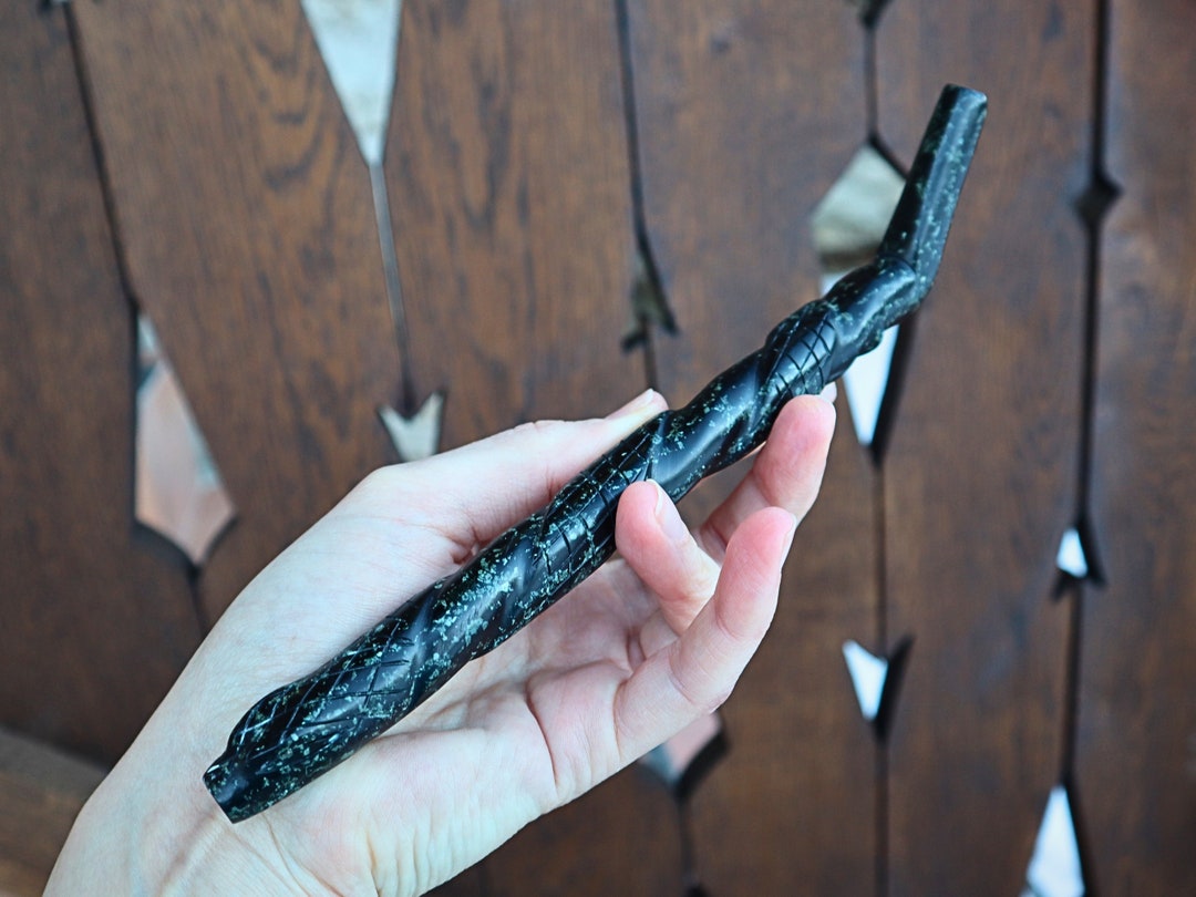 Tepi - Serpent Snake Serpentine Stone Artisan Handmade Ceremonial Pipe ...