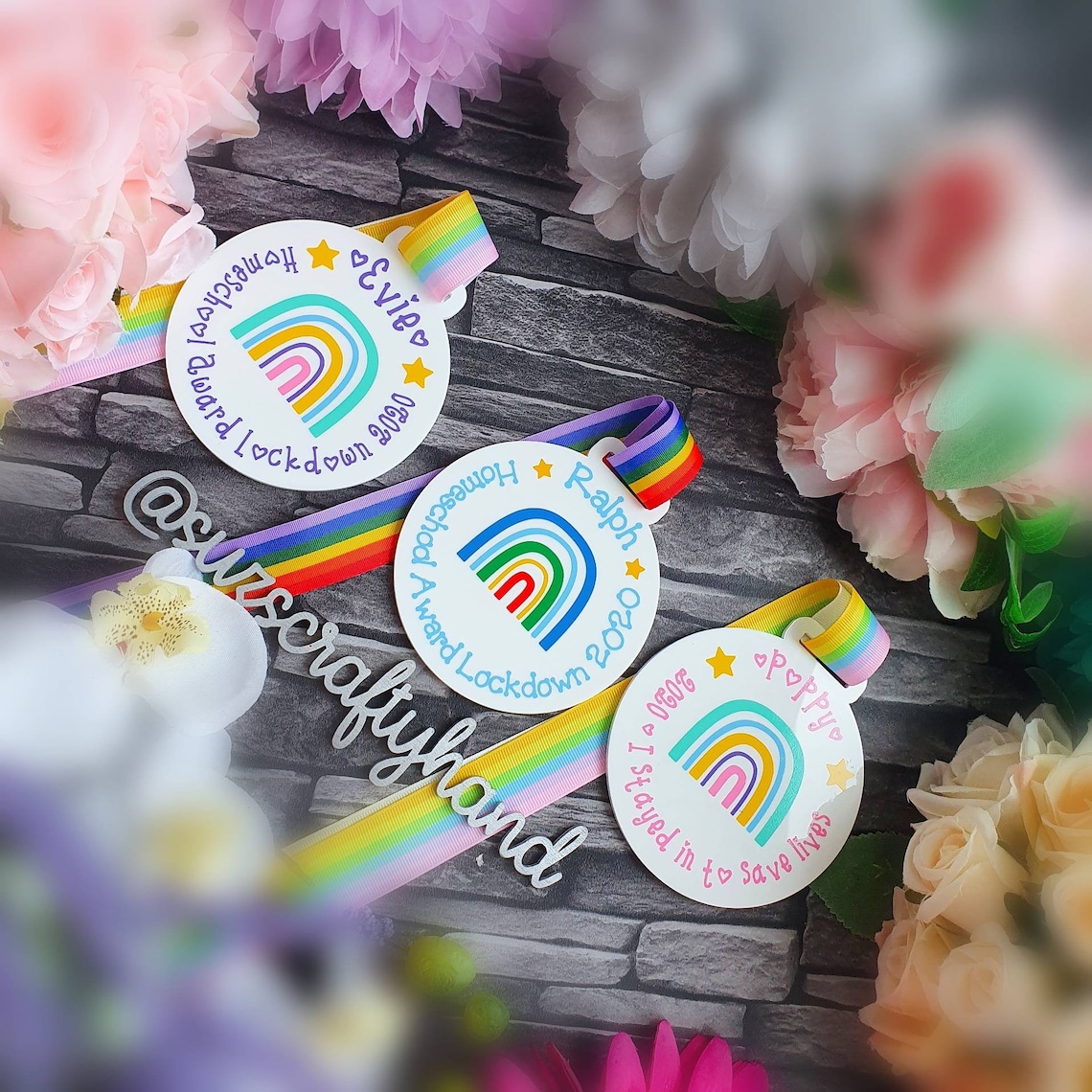 Medalla para niños primer día de la señal de la guardería | Etsy