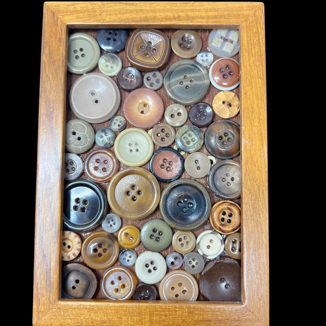 Button Art Decor Teak Wood Frame Brown Rust Green Tan Buttons 4-5/8" X ...