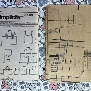 Simplicity Sewing Pattern 8149 Totes and Travel Dog Bed Cut Complete - Etsy