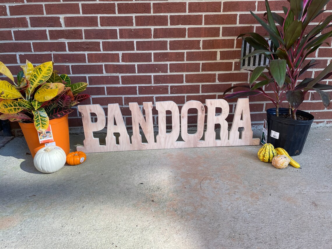 Connected Name Sign - Etsy