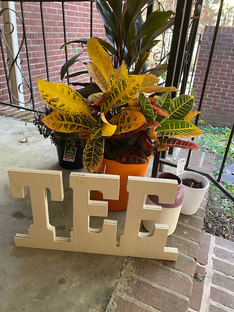 Connected Name Sign - Etsy