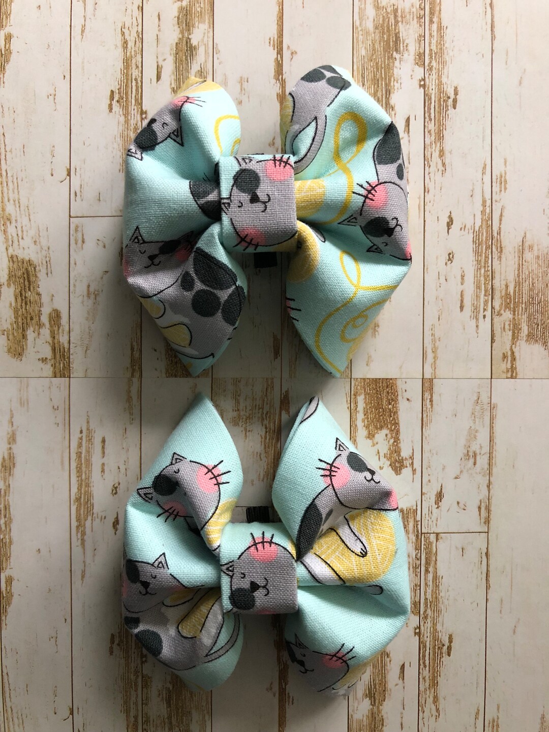 Cute Cats Bowtie • Kitty Cats Bow Tie • Cat Bow Tie • Cat Bow • Bowtie ...