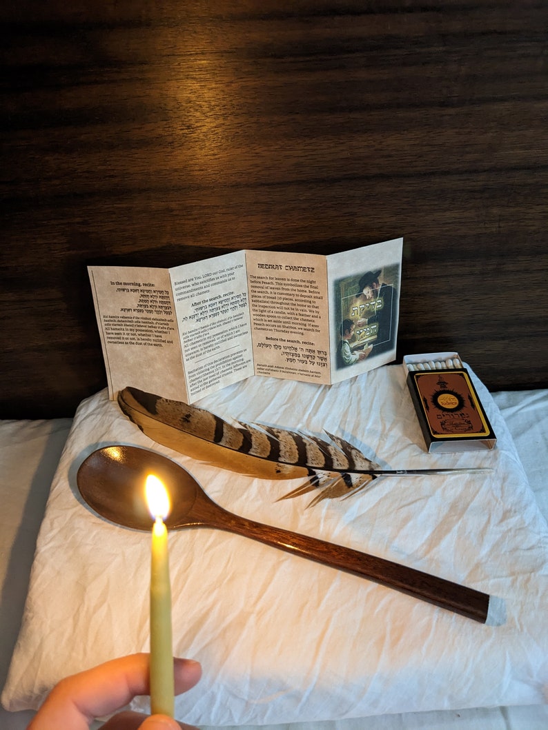 Bedikat Chametz Kit for Passover - Chameitz Search & Removal for Pesach ...