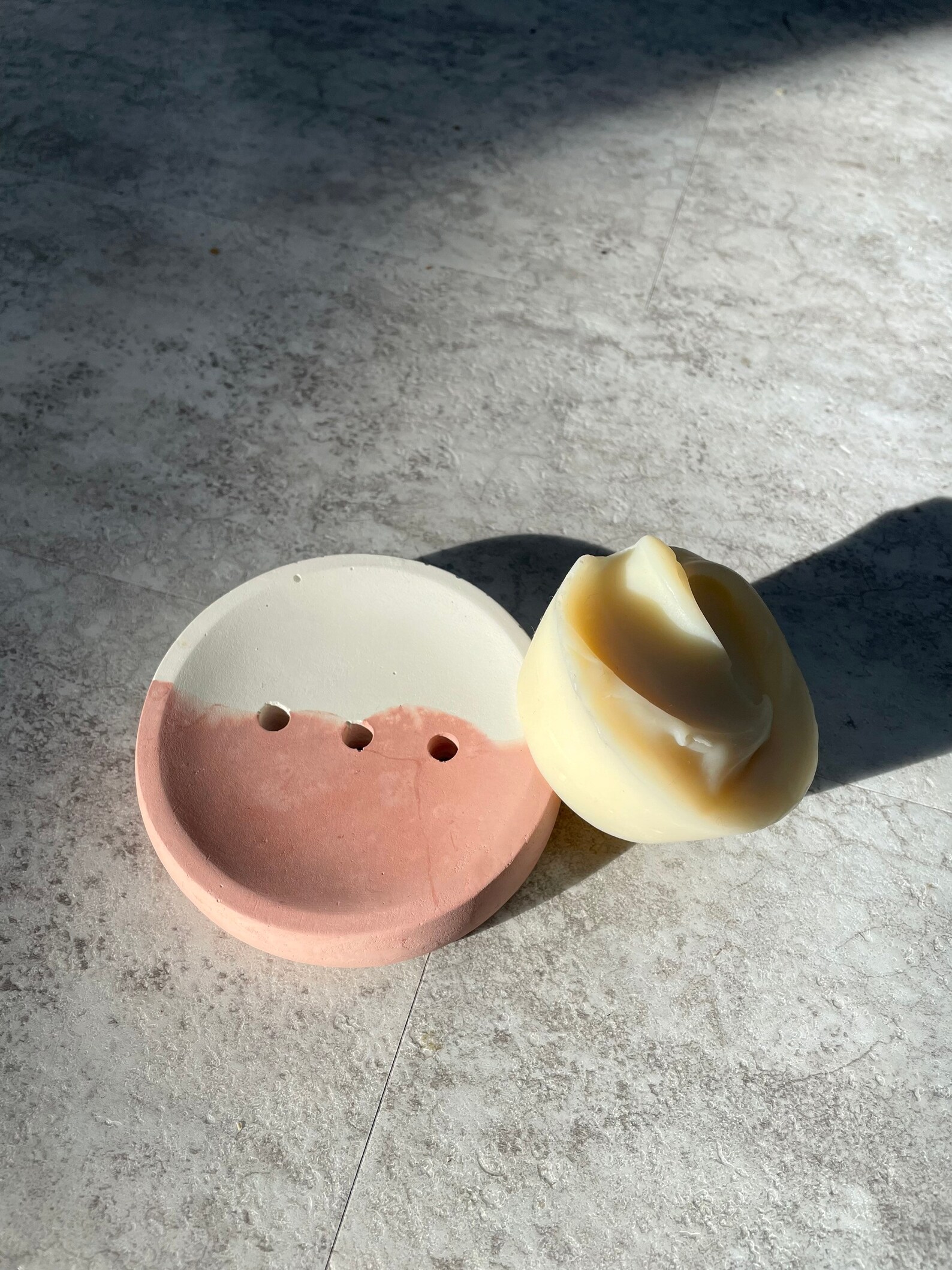Round Concrete Soap Dish | Eco-friendly Soap Dish | Circle Soap Dish ...