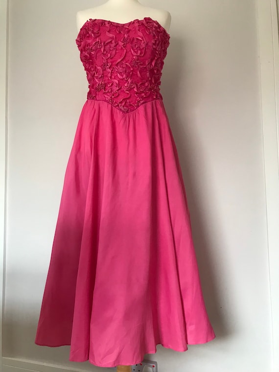 Stunning 1980s Pink Evening Dress by Jessica McClinto… - Gem
