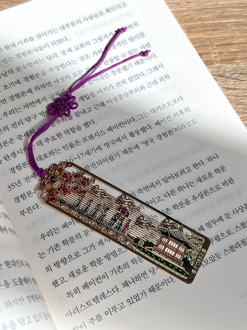 Golden Korean Heritage Bookmarks: Elegant Gold-plated Designs - Etsy