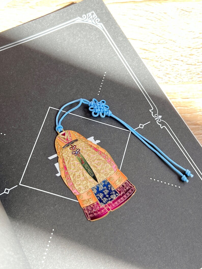 Golden Korean Heritage Bookmarks: Elegant Gold-plated Designs - Etsy
