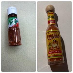 Mini Cholula Sauce N Mini Tajin Keychain / Spicy Keychain Gift Ideas - Etsy