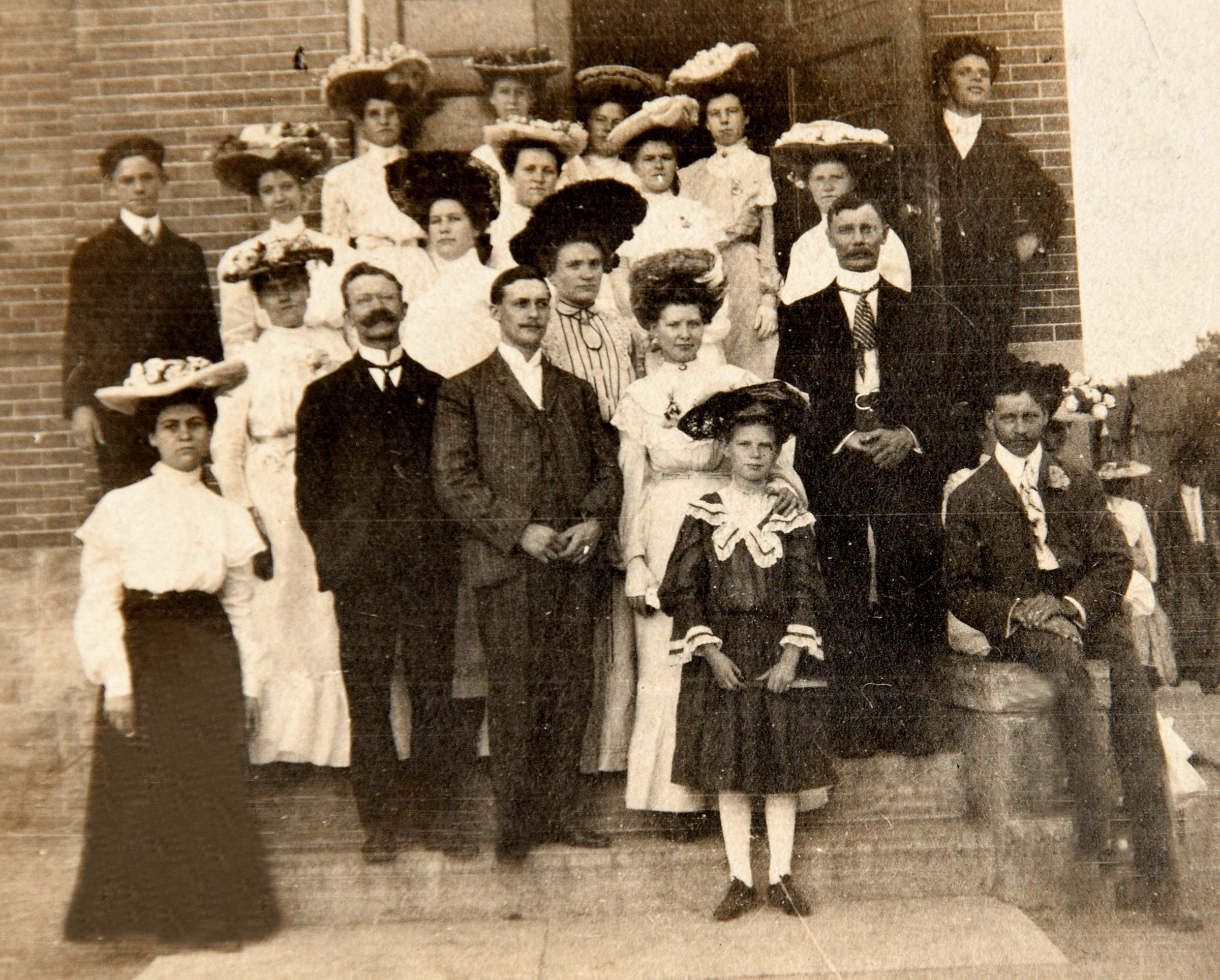 Vintage Victorian Family Group Photo, Antique Cabinet Card Portrait ...