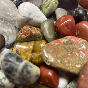 Assorted Mixed Tumbled Stones, Wholesale, Bulk Lot Assorted Tumbled ...