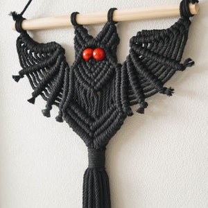 Macrame Gothic Bat, Dark Wall Art, Bat Ornaments, Macrame Gift, Gothic ...