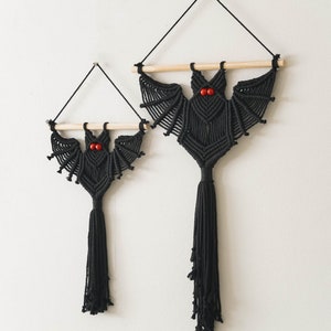 Macrame Gothic Bat, Dark Wall Art, Bat Ornaments, Macrame Gift, Gothic ...