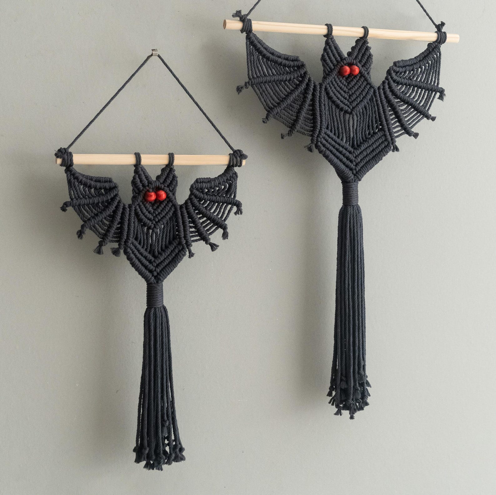 Macrame Gothic Bat, Dark Wall Art, Bat Ornaments, Macrame Gift, Gothic ...